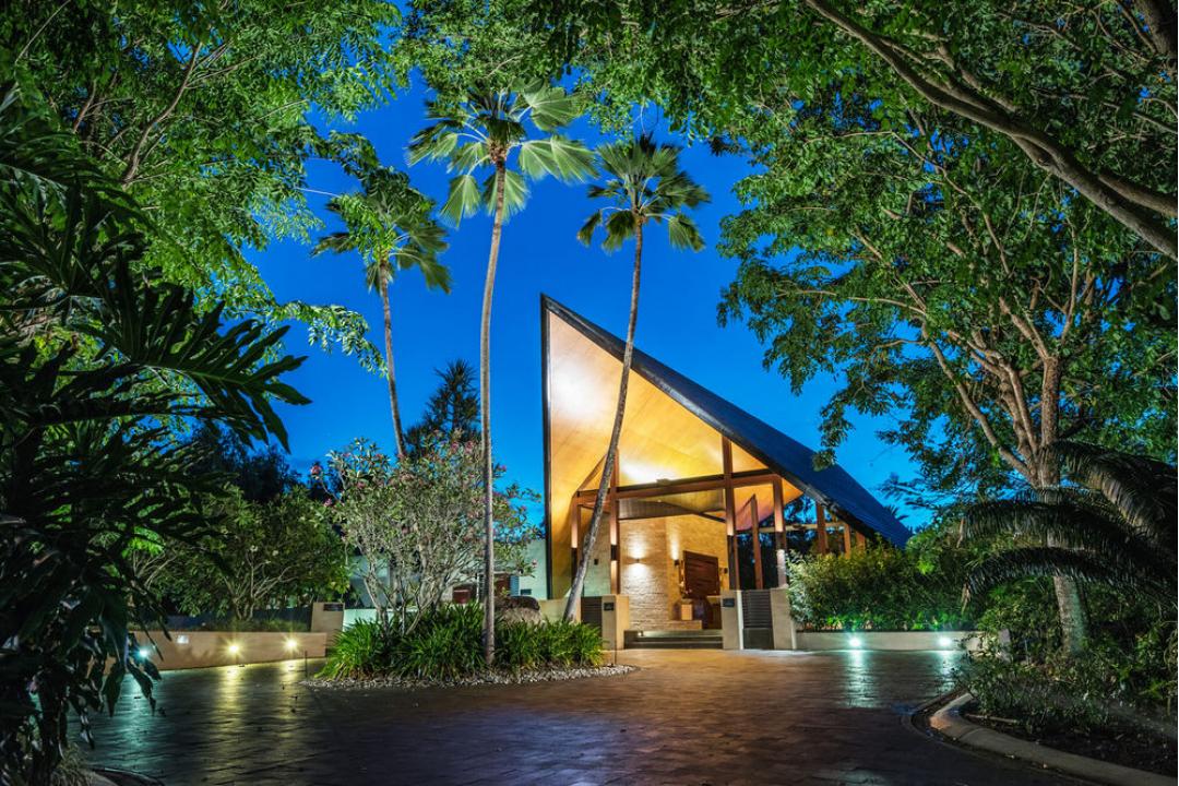 Hamper Delivery | San ti Restaurant Port Douglas