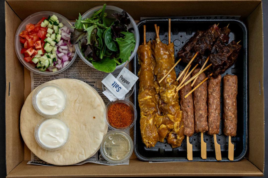 San ti Restaurant Port Douglas Official Site - Hamper Delivery